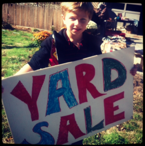 9 Ways How to Make Extra Money at your Next Yard Sale - Stylish Life ...