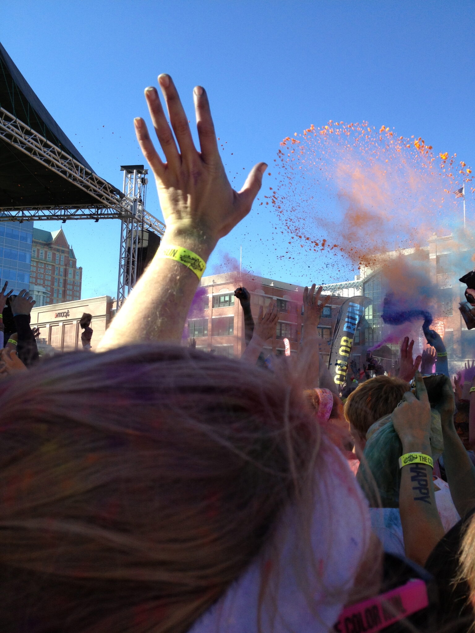 The Color Run. Color a 5k and they will come. - Stylish Life for Moms
