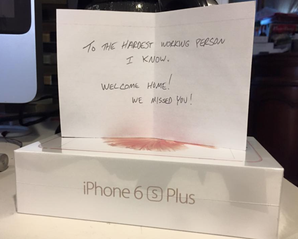 SURPRISE iPhone 6S GIFT FROM MY HUSBAND - Stylish Life for Moms