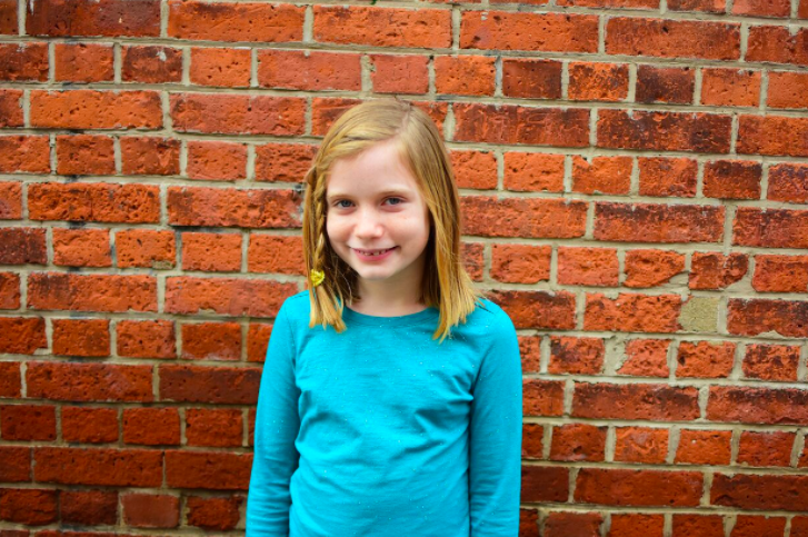 BOOK GIVEAWAY: Hero Dog! - Hilde Cracks the Case #1 - PLUS WIN Amazon ...