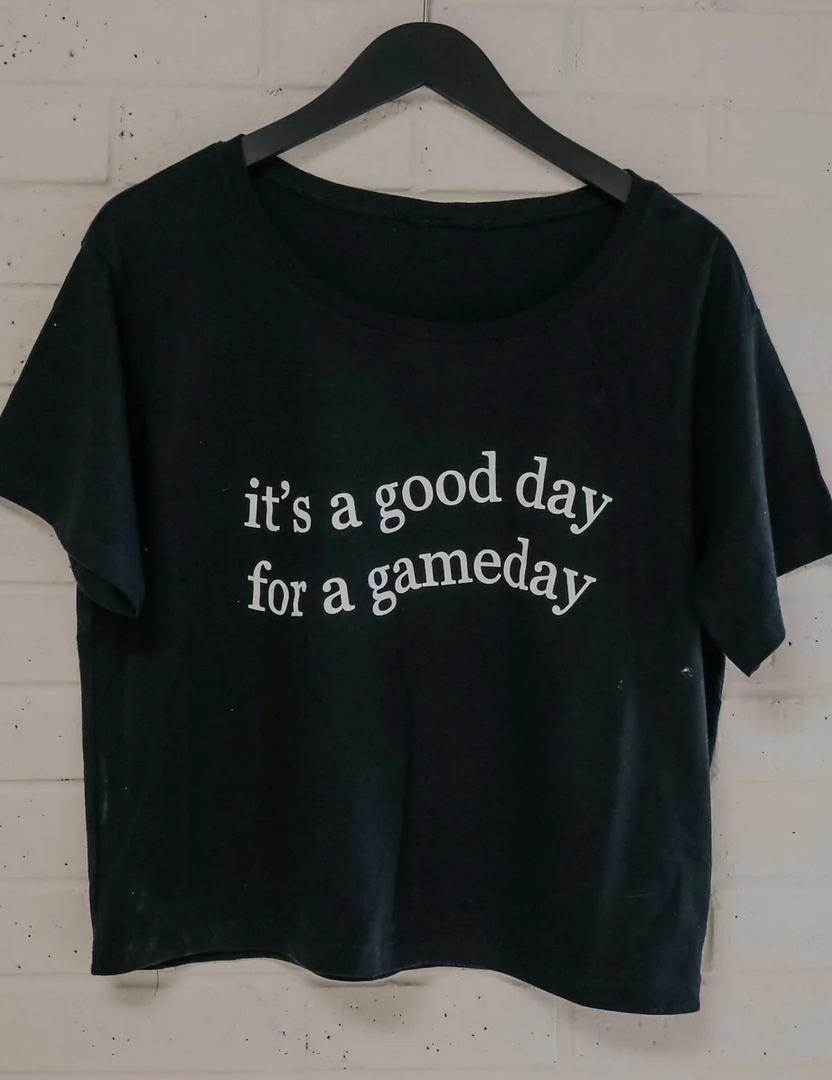 Best Football Attire for Game Day - Stylish Life for Moms