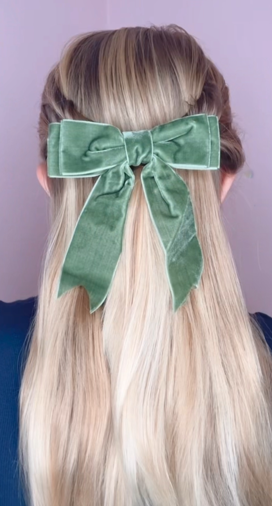 Easy Two Minute Hairstyle - Stylish Life for Moms
